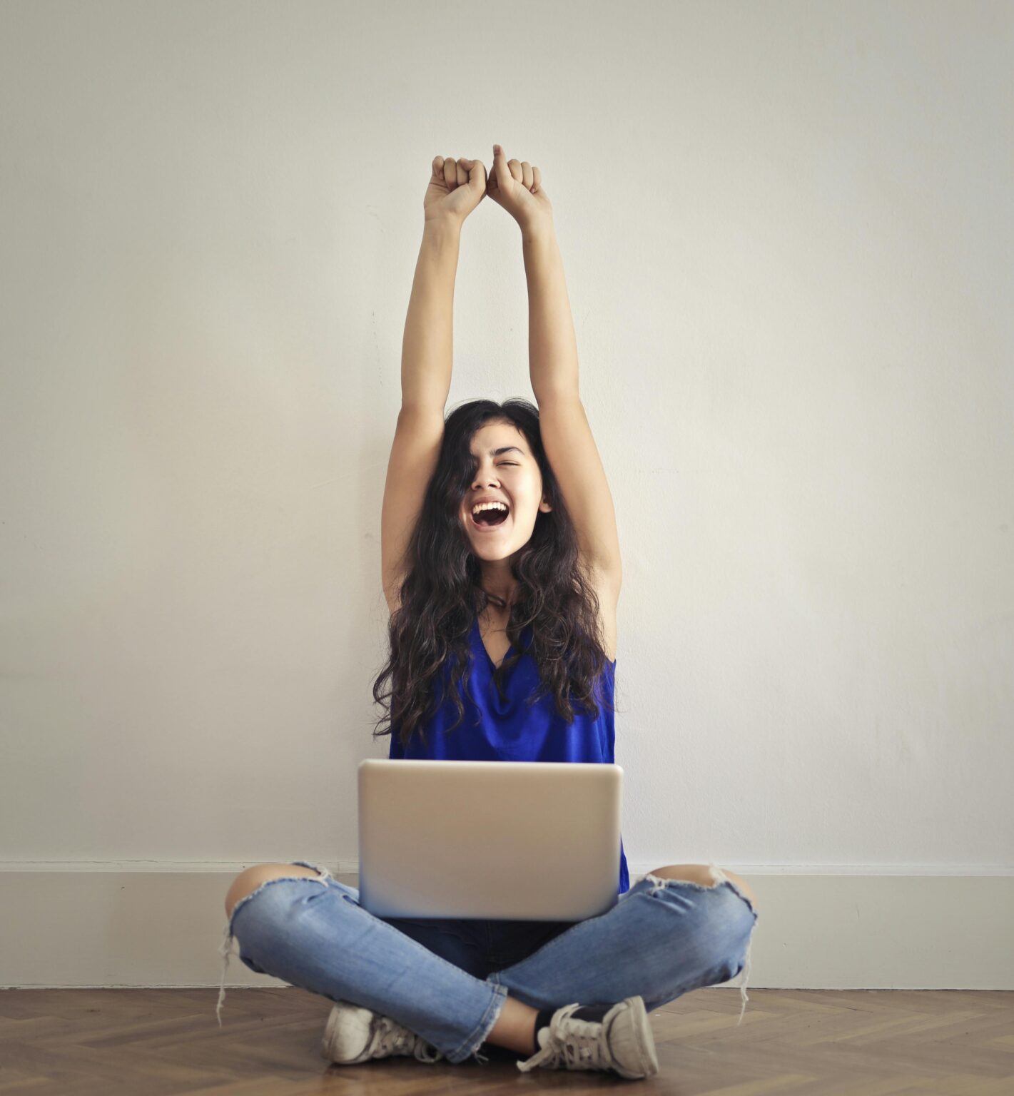 Hand Stretches Every Student Should Try - Typesy